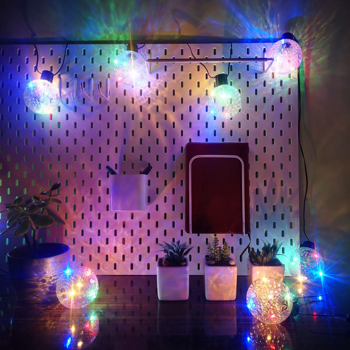 Trosa Assorted Colour Connectable LED String Lights