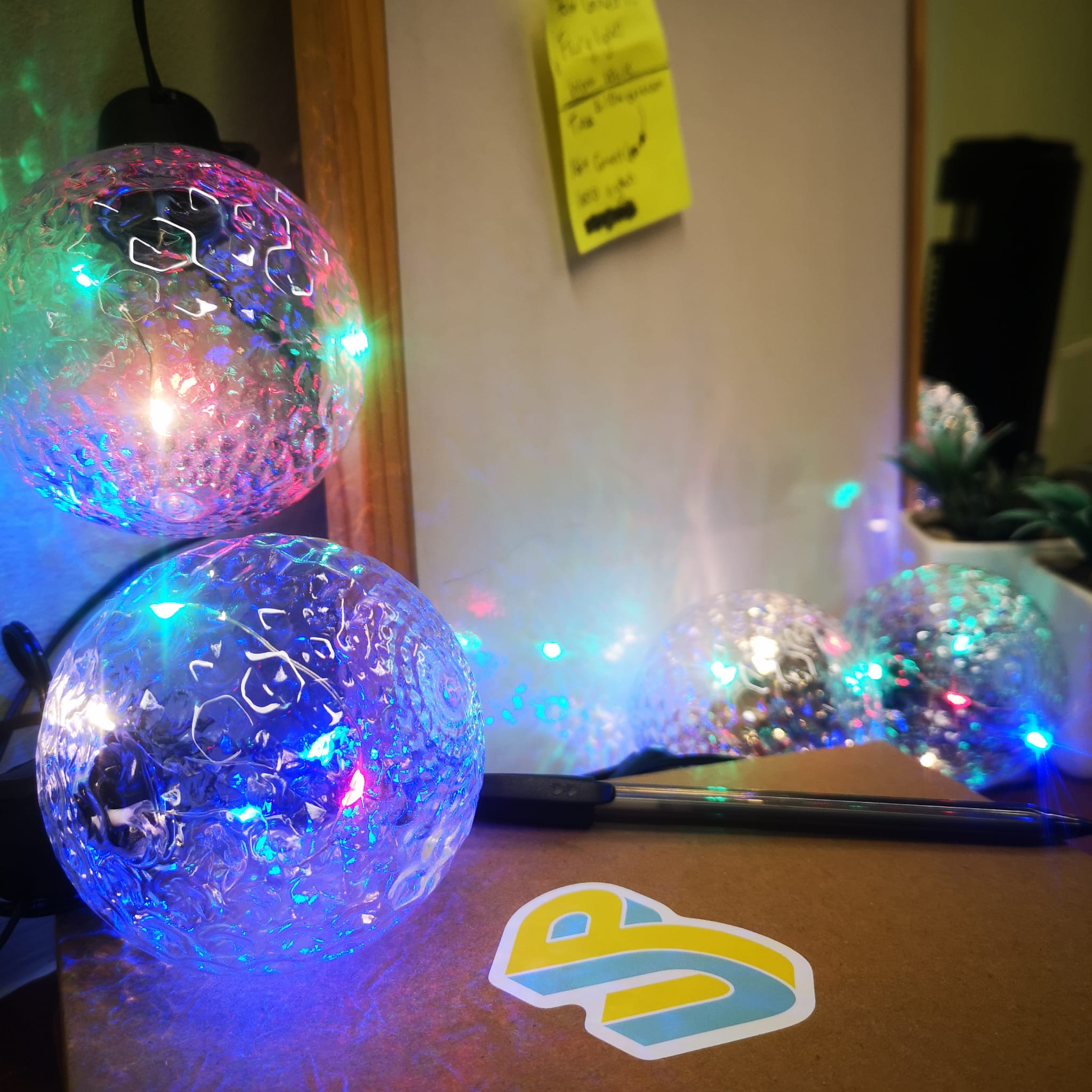Trosa Assorted Colour Connectable LED String Lights